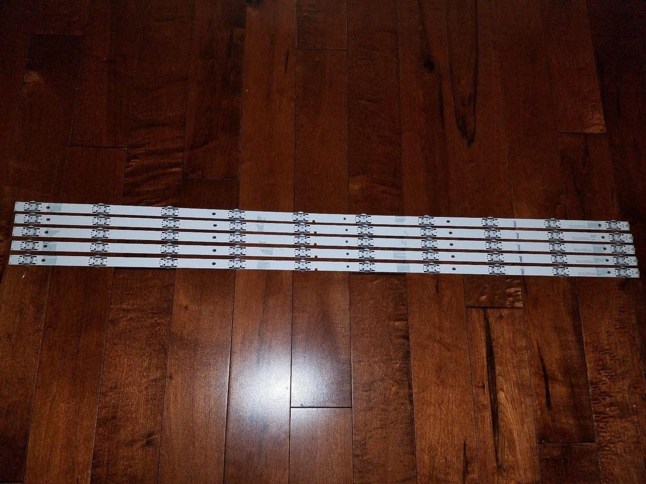 2D03336 Insignia LED Backlight Strips (3)