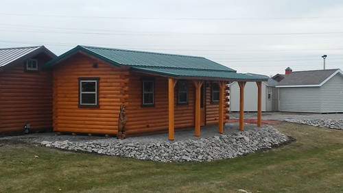 Hunter Log Cabin | Wayside Lawn Structures