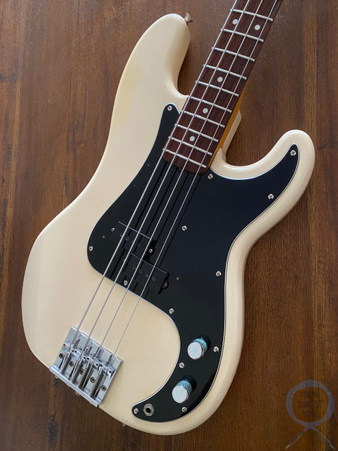 BASSES - String Switch Noise