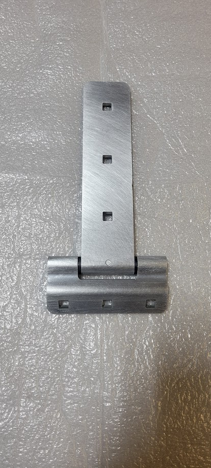 RAMP DOOR HINGE ALUMINUM 8"