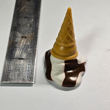 Melted Ice Cream Mini Figure - 20250916 - Retro World Korea