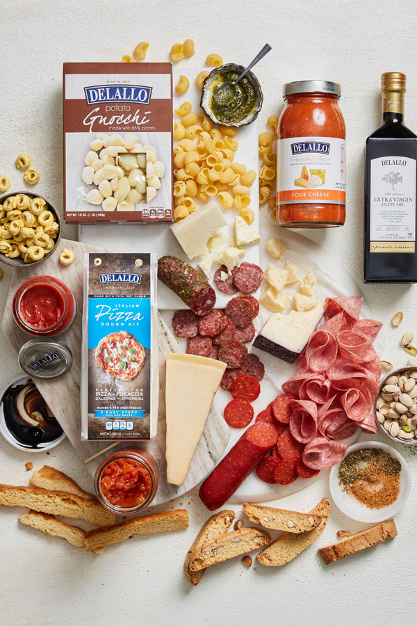 Italian Food Gift Baskets | DeLallo