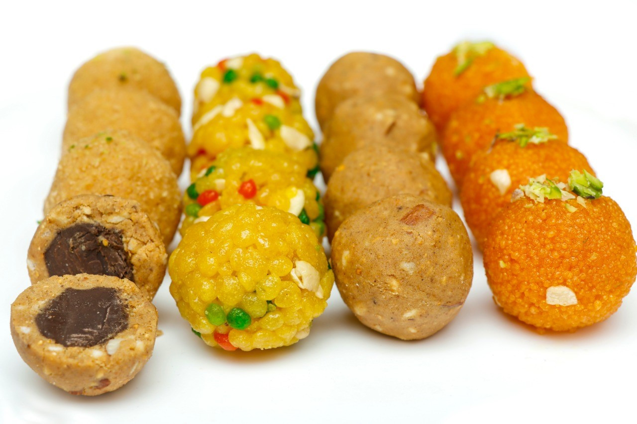 Shahi Ladoo Hamper (800gm)