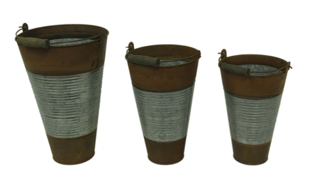 Ribbed Metal 3 Piece Rustic Pail Set with Wood Grip Handles