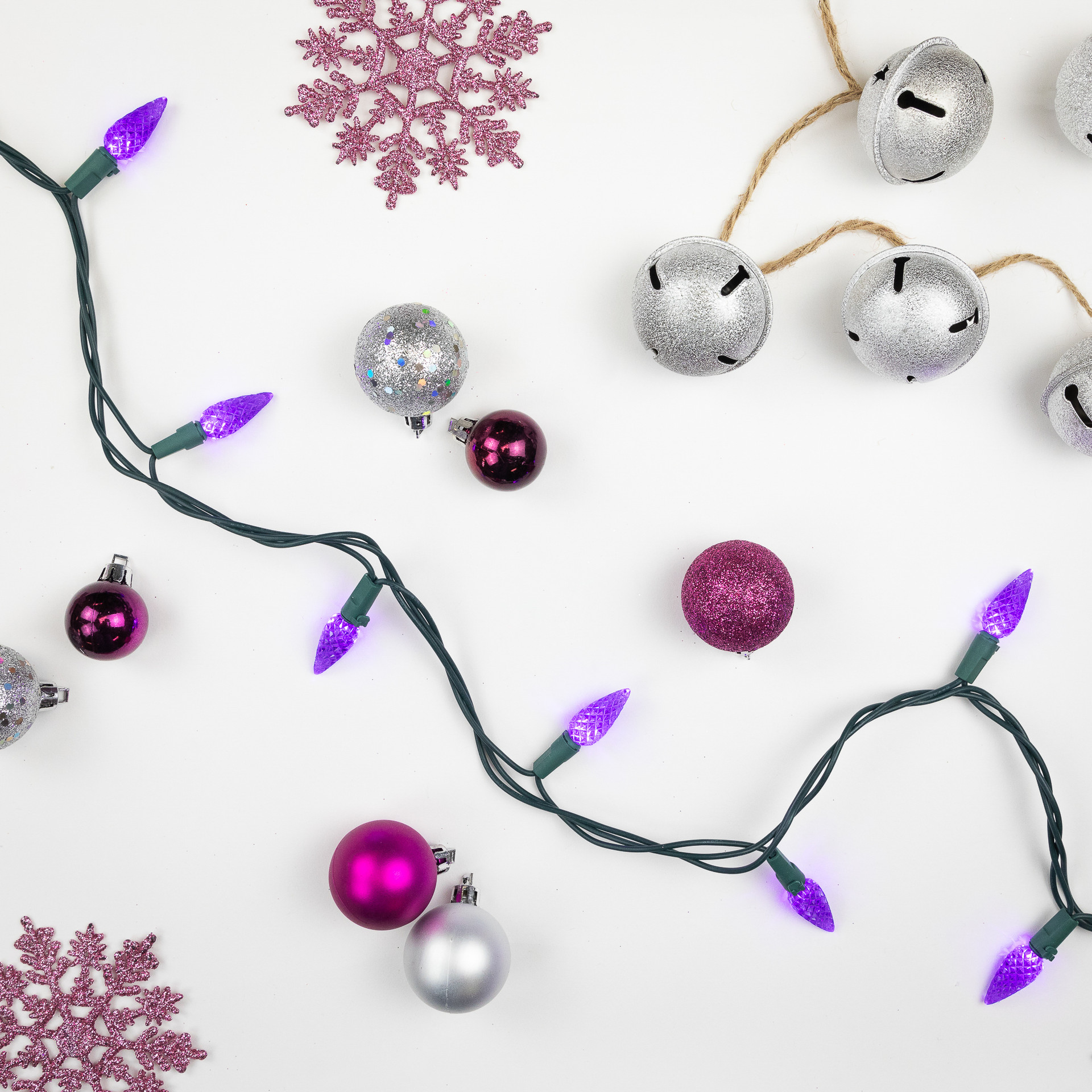 70-Count Purple LED Faceted C6 Christmas Lights Set, 23 ft Green Wire ...