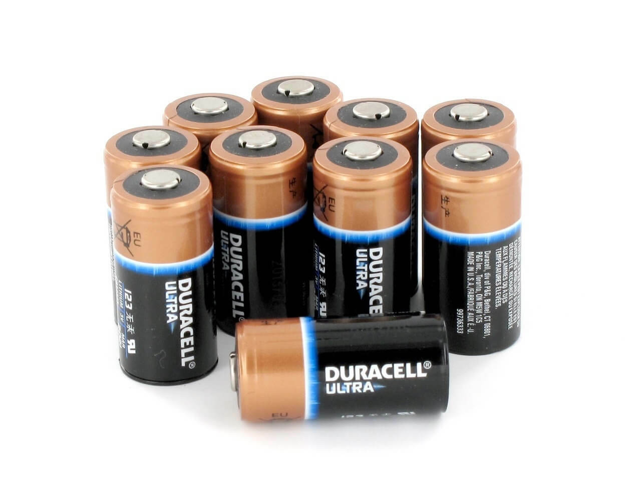 Duracell Ultra Lithium CR123 Battery | Live Action Safety