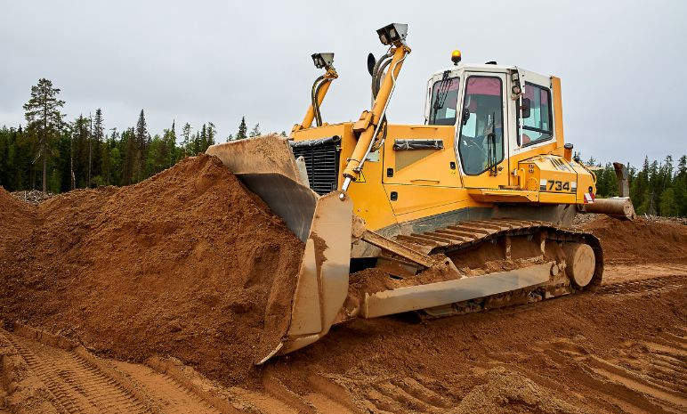 7 Safety Tips for Operating a John Deere Dozer - Tractor Zone Heavy ...
