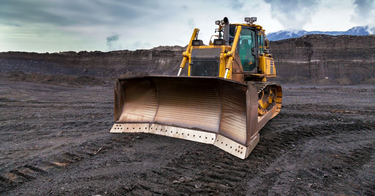 From Manual to Mechanical: A Complete History of Bulldozers - Tractor ...