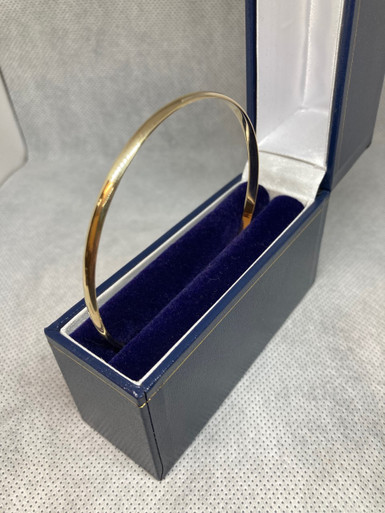 9ct Yellow Gold D Shape Bangle