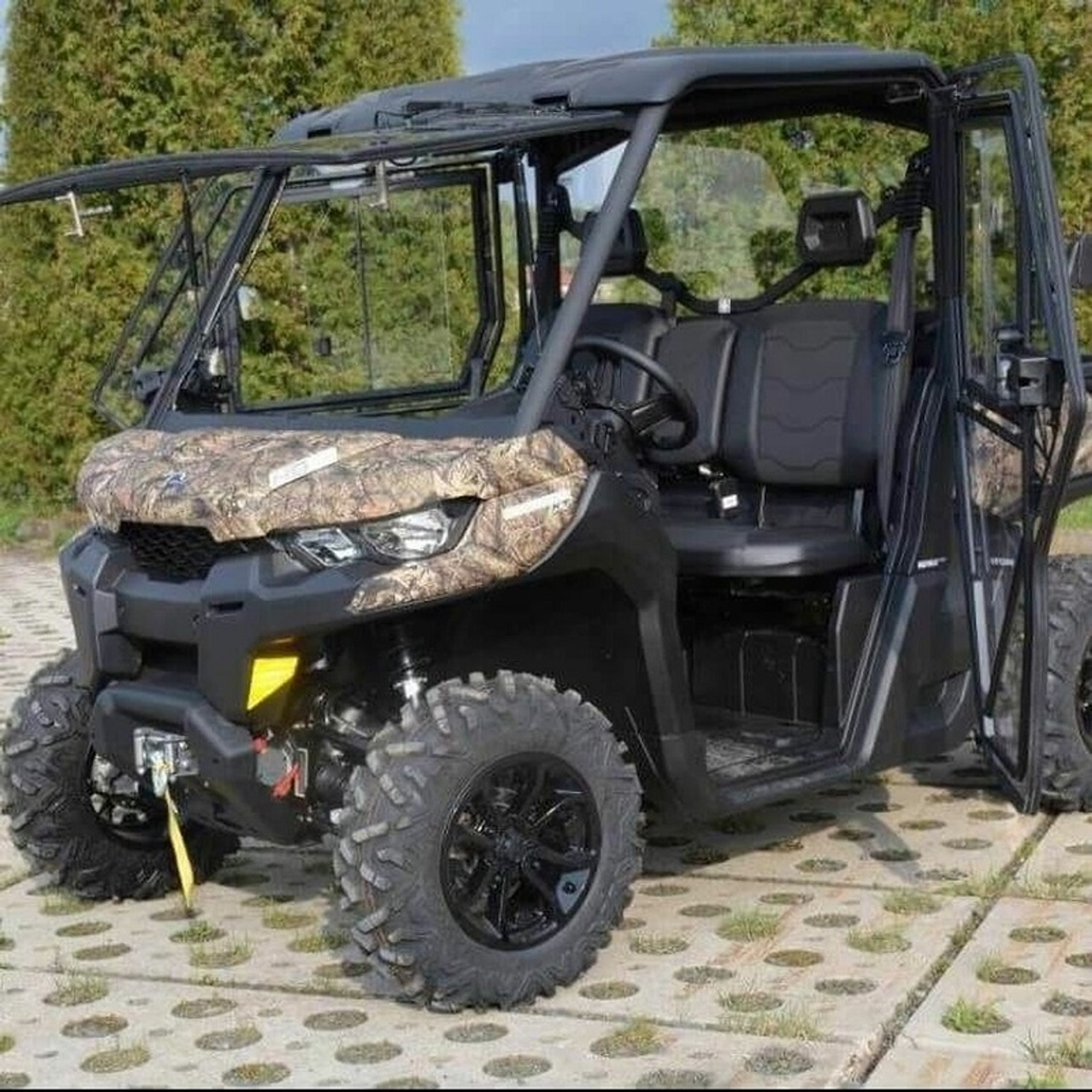 Can Am Defender Full Hard Cab Enclosure By Dfk Cab Or 5610 Xx