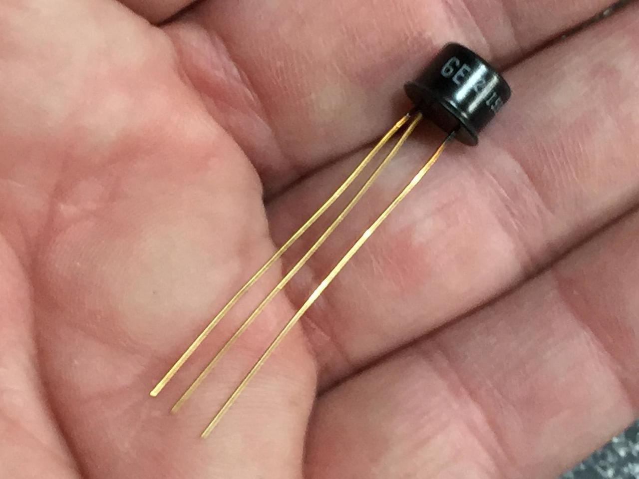 Silicon Controlled Rectifier / Thyristor, Gold Leads - CC18041