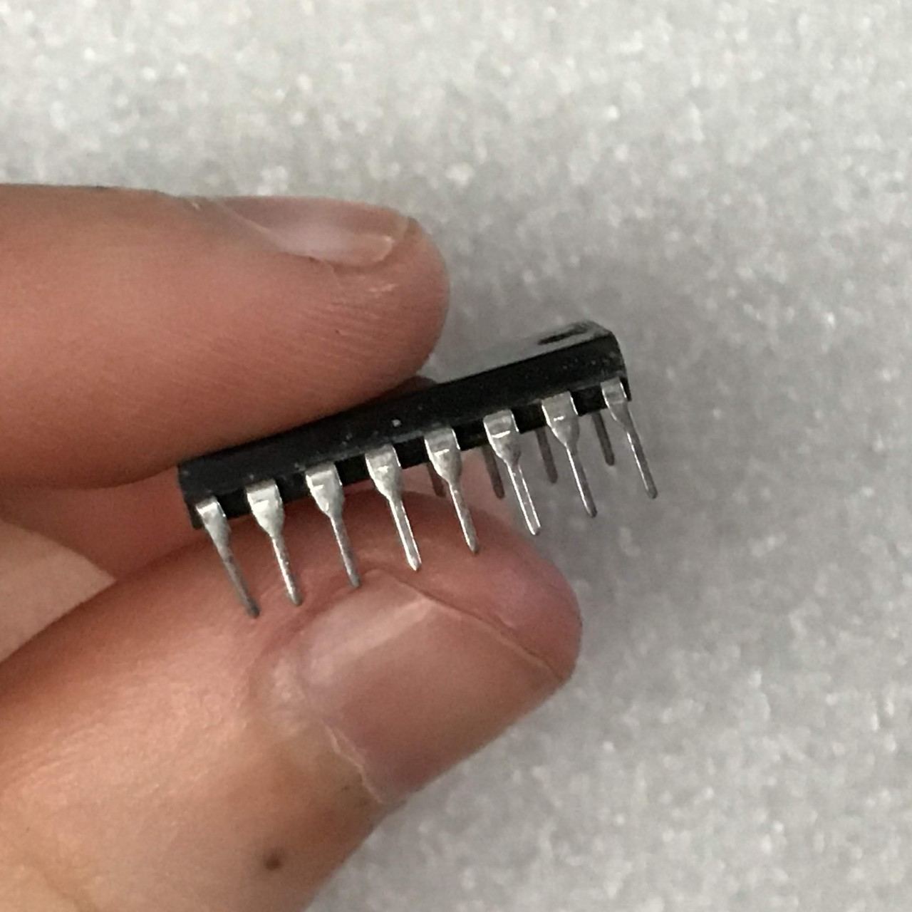 Signetics N82523N 256-bit Open Collector TTL Bipolar Prom 32 X 8 IC ...