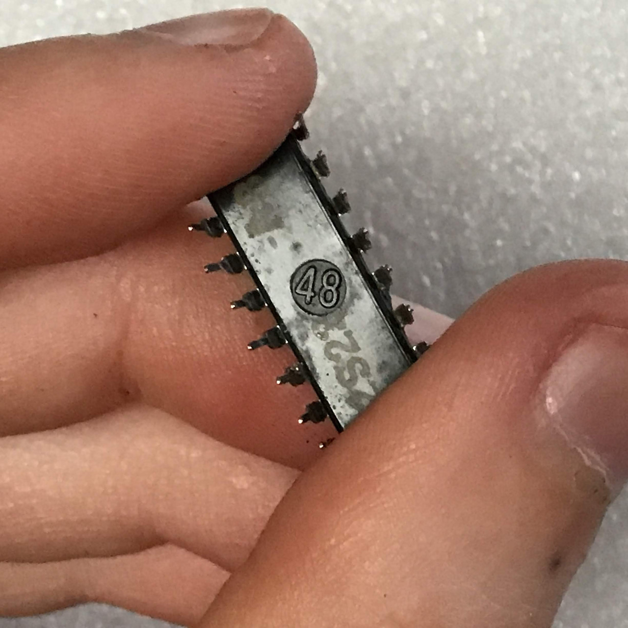 Signetics N82523N 256-bit Open Collector TTL Bipolar Prom 32 X 8 IC ...