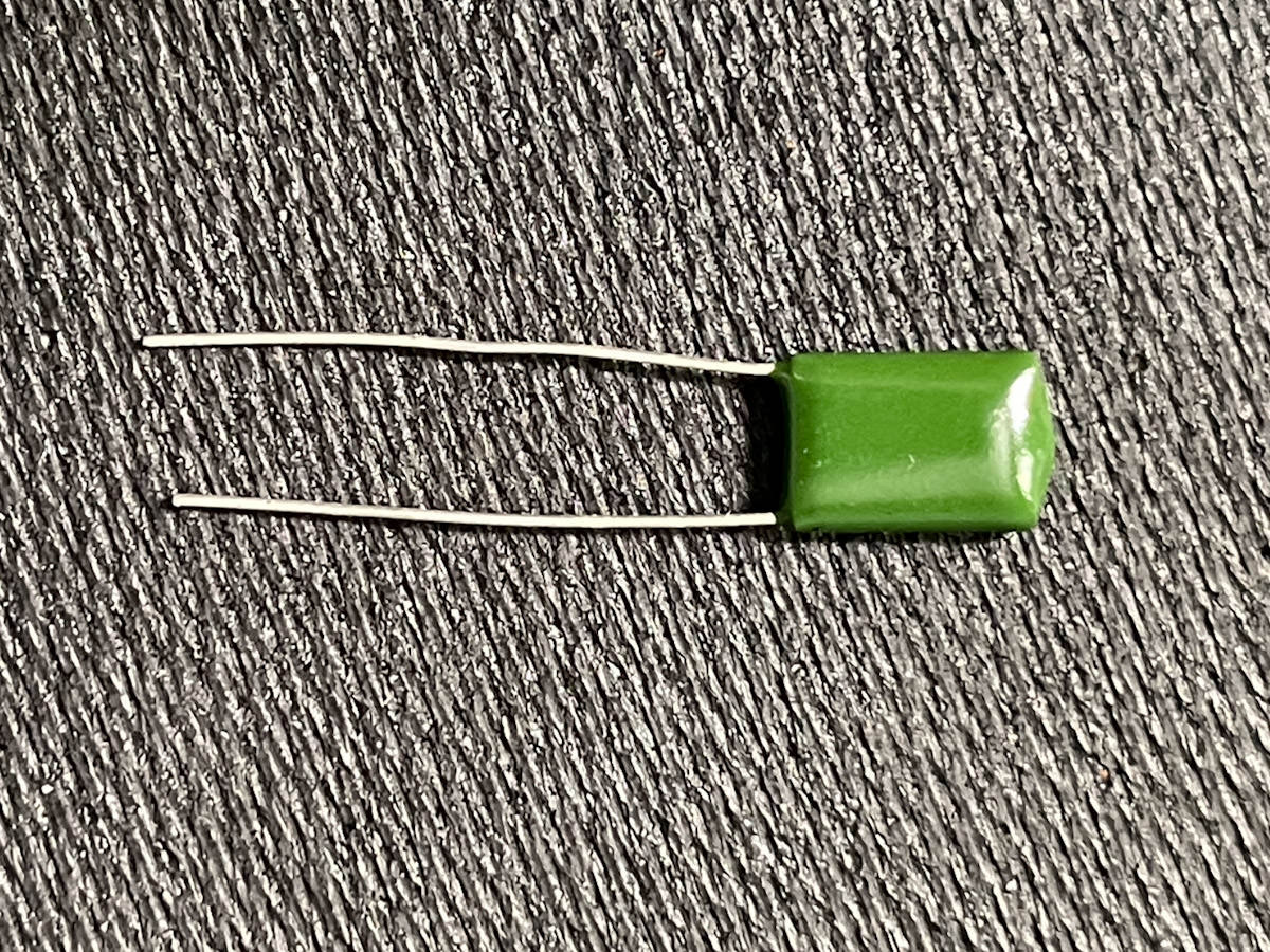392J100N Film Capacitor 100V, 3.9nF - Y19302