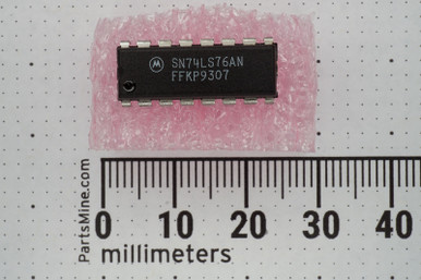 SN74LS76AN Motorola Dual JK Flip-Flops with Preset and Clear - J22044