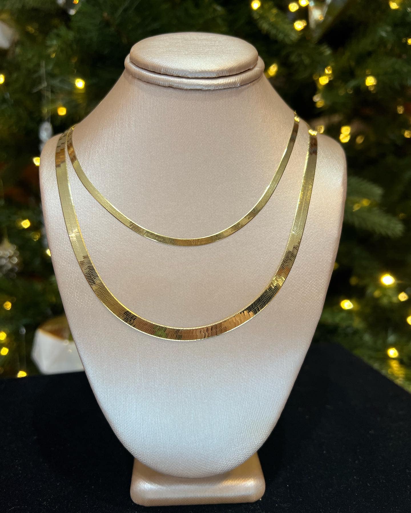 Herringbone Chain