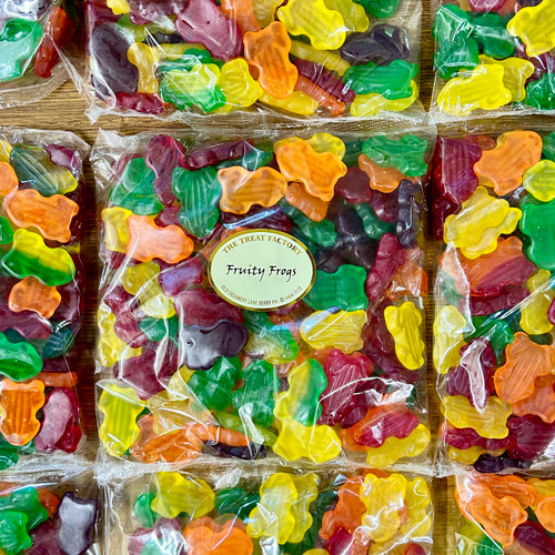 Frogs Assorted Fruit - The Treat Factory
