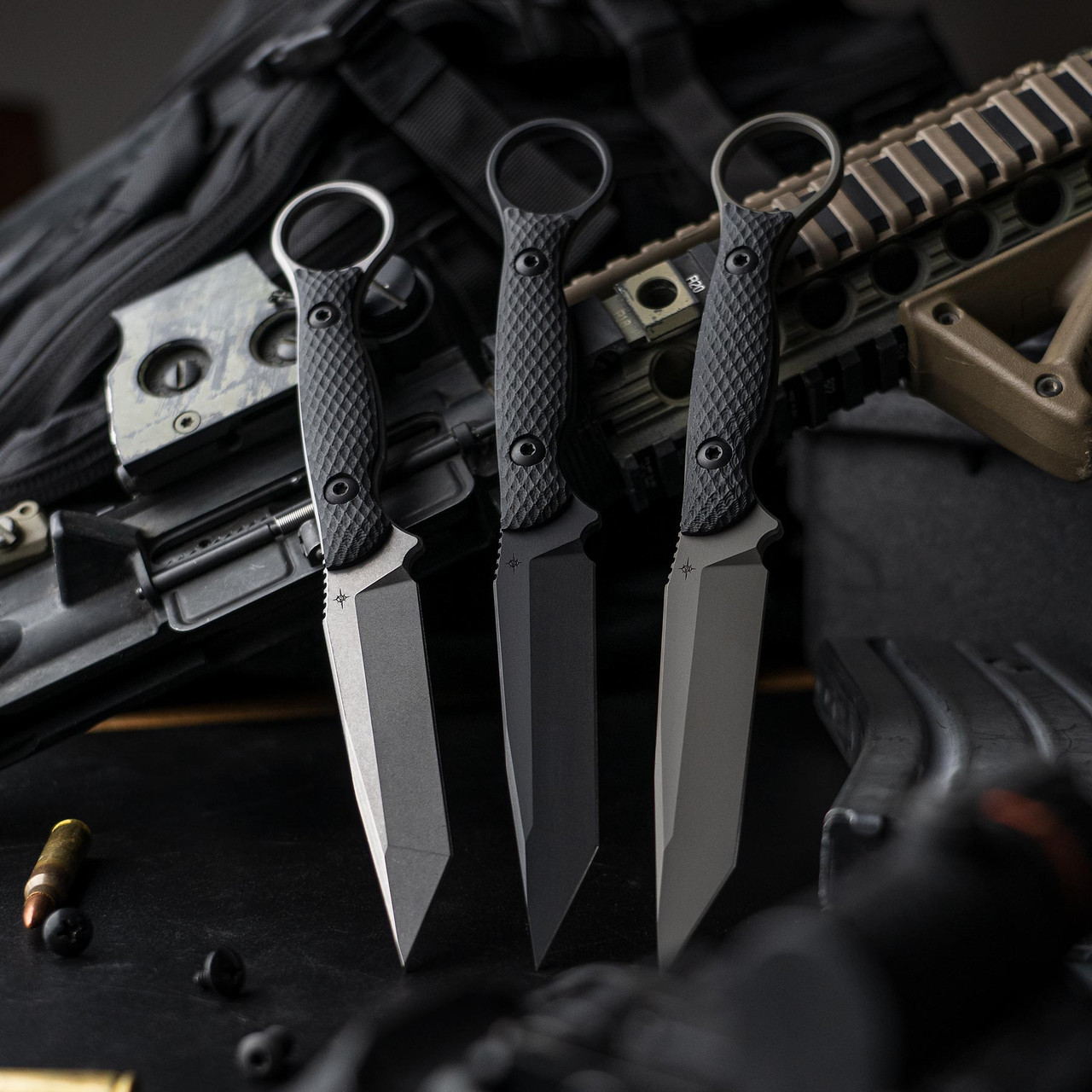 Toor Knives: Serpent -CPM 3V Steel - Shadow Black G10 Handle