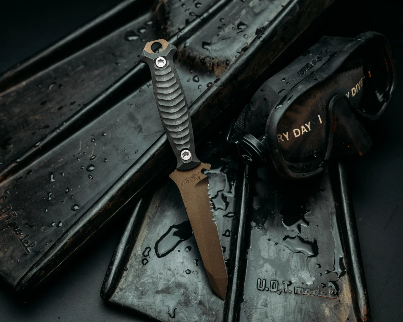 Half Face Blades - Dive Knife Tanto - Black Dunes Carbon, Midnight ...