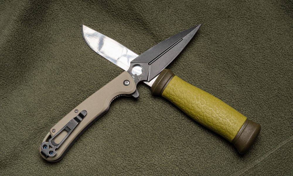 Differences Between Fixed Blades and Folding Knives - The Knife Connection