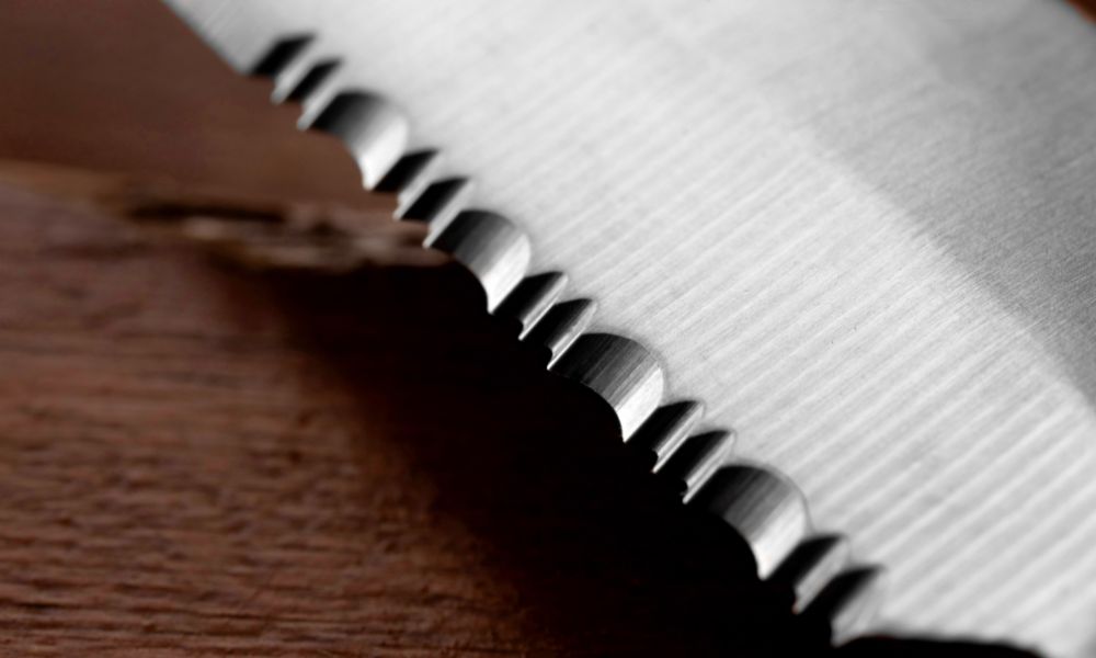 How To Sharpen a Serrated Knife the Correct Way - The Knife Connection
