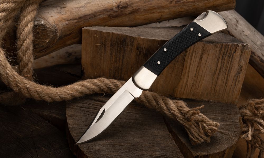 4 Tips for Choosing the Right Knife as a Gift - The Knife Connection
