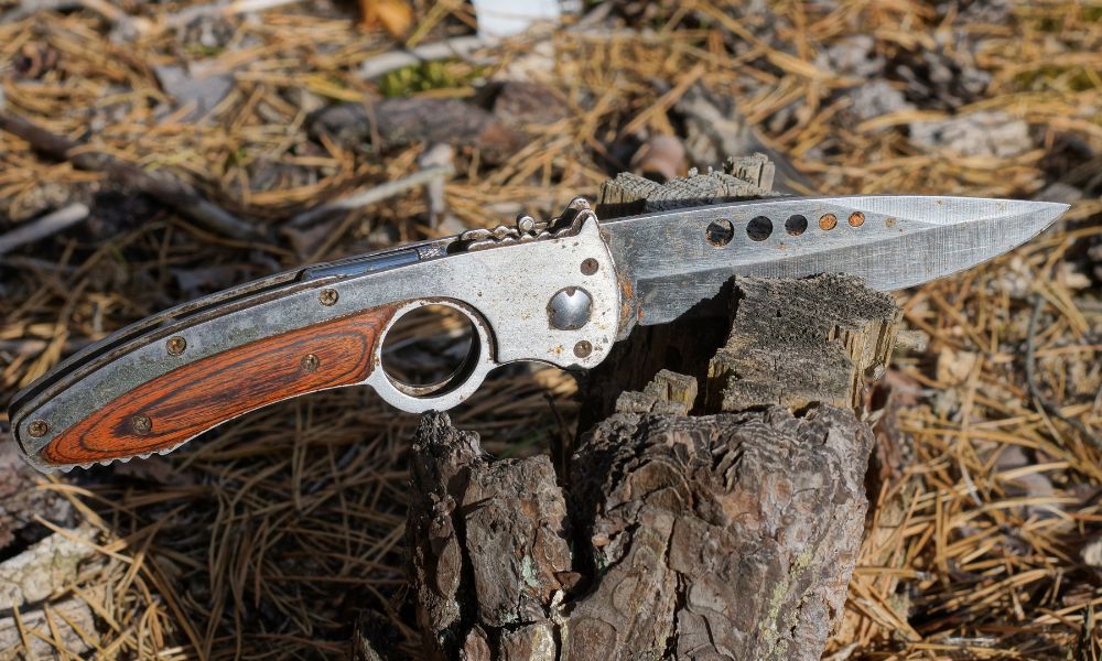 The Ultimate Guide to Spotting a Counterfeit Knife - The Knife Connection