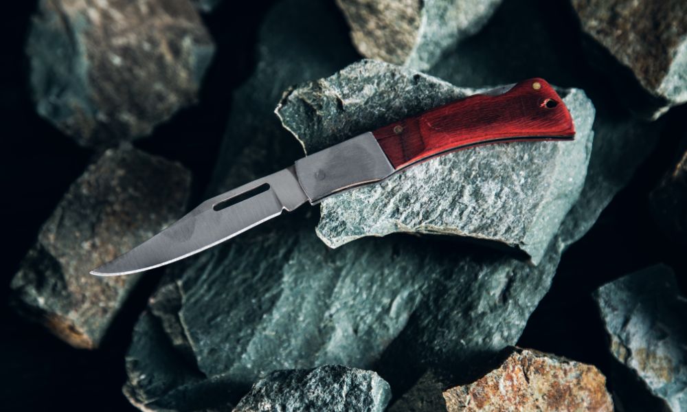 Everyday Objects You Can Use To Sharpen a Knife - The Knife Connection