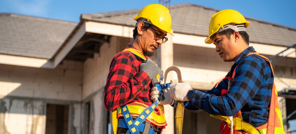 Understanding Fall Hazards in Construction - State Safety Store