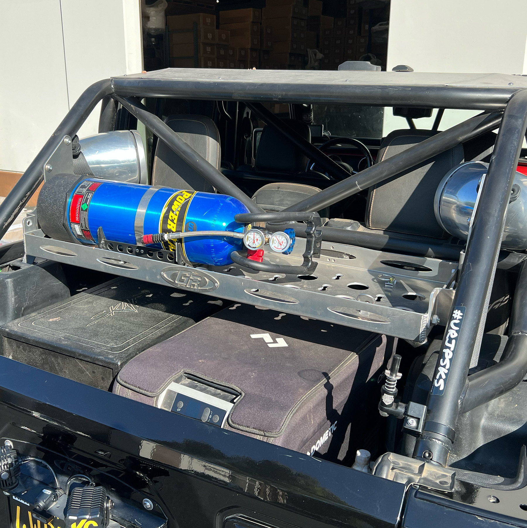 Jeep Overland Cargo Rack | Small Aluminum Luggage Carrier | GenRight ...