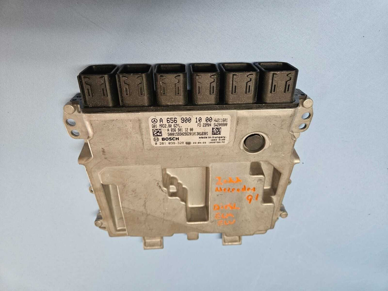 Mercedes-benz Engine Computer Module Ecm Ecu Oem