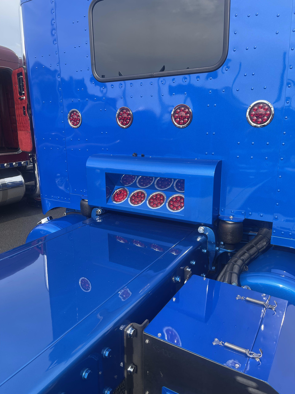 Peterbilt 389 Shock Box Cover - Round Top Design with Center Recessed