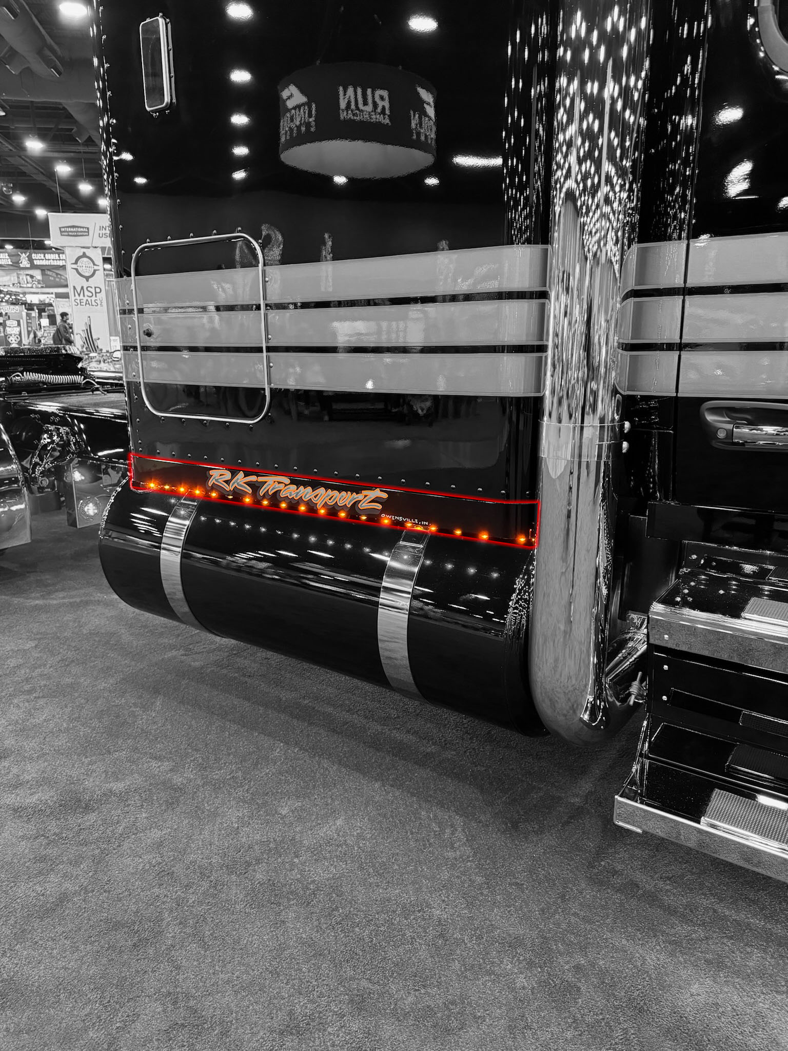 Peterbilt 589 Sleeper Window Trims - Drivers Side