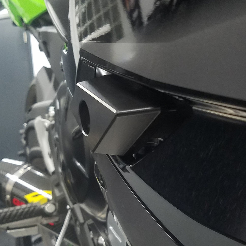 Graves Motorsports Kawasaki Z650/Ninja 650 2017-2019 Diamond Frame Sliders