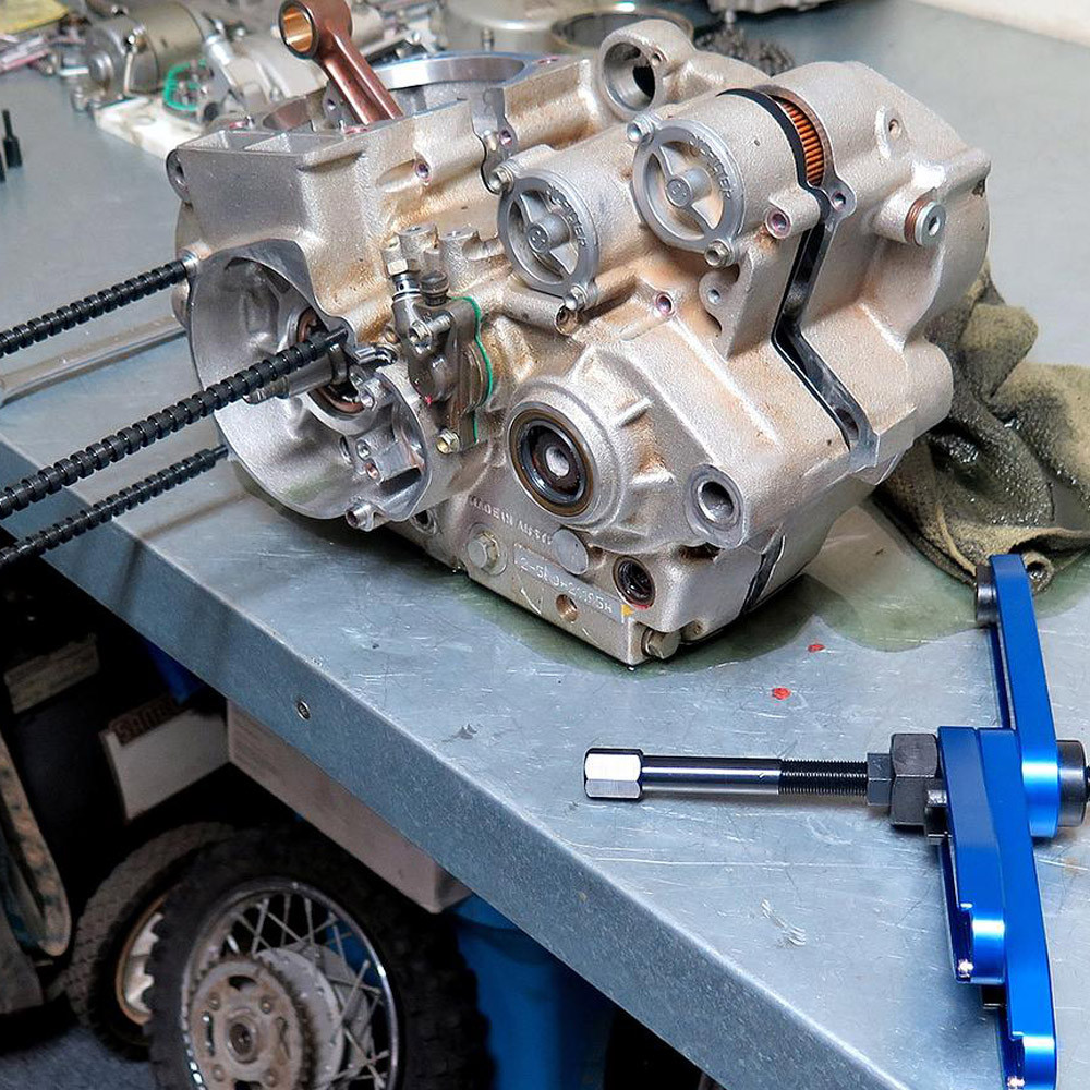 Motion Pro Crankcase Splitter V2 - Sportbike Track Gear