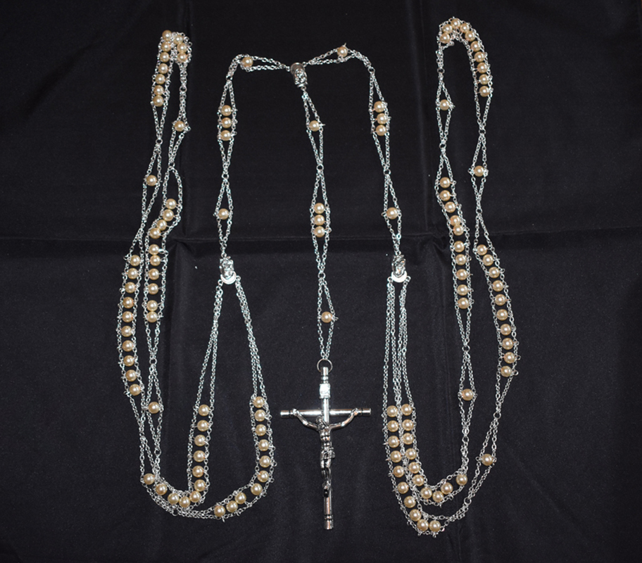Lasso Rosaries - Lisa's Catholic Treasures