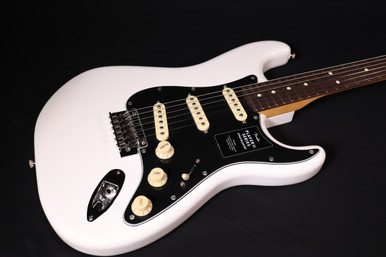 Fender Player II Stratocaster Rosewood Fingerboard Polar White ...