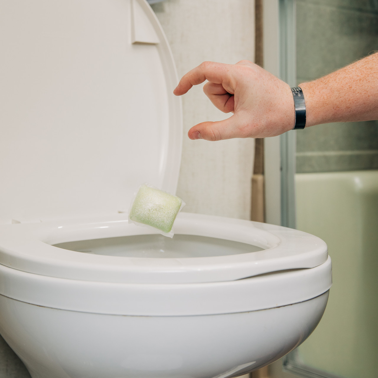 Camco TST RV Toilet Treatment Drop-INs, Fresh Scent, 15-Count 40264 ...