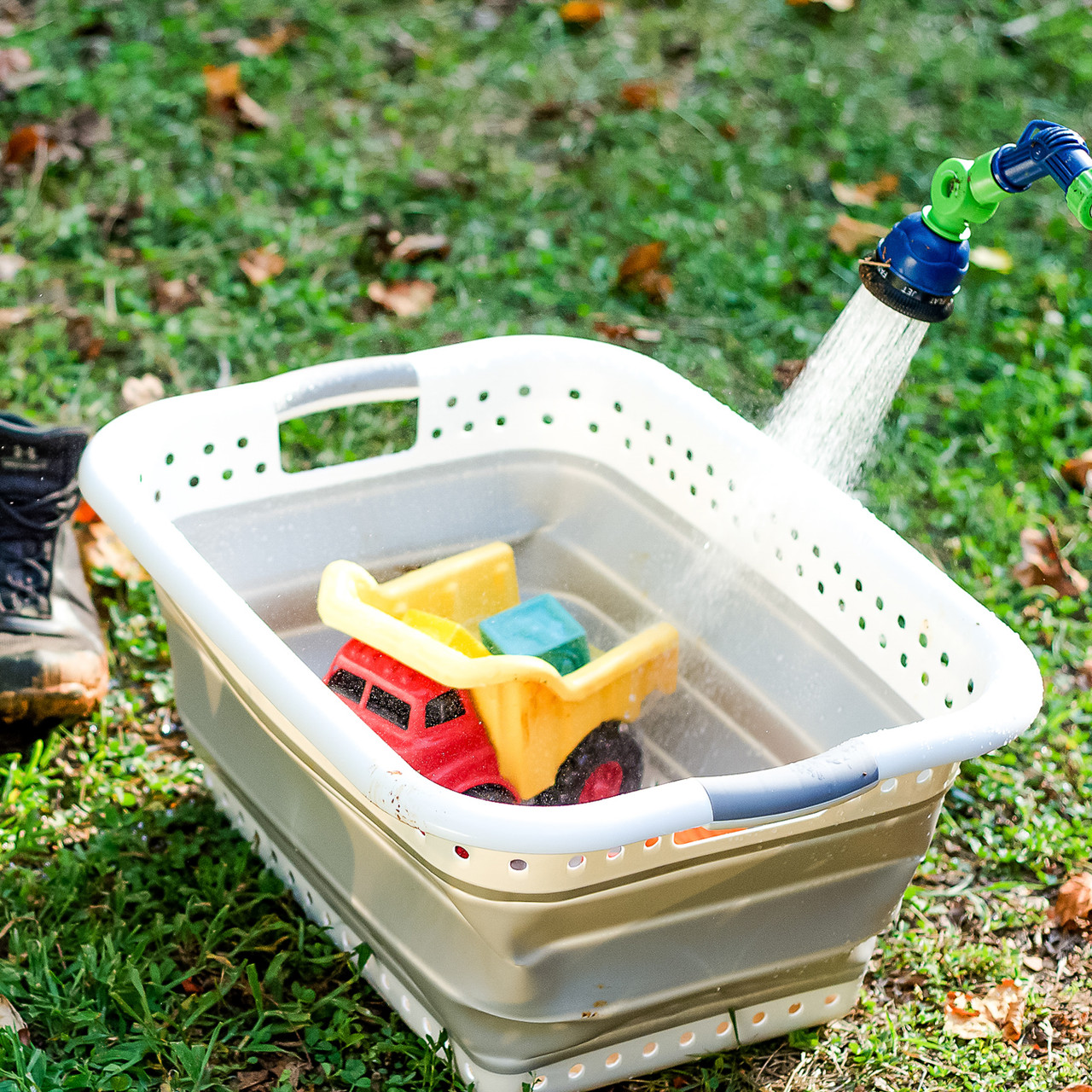 Collapsible Utility Basket, Large, White/Gray 51903 - Camco Dealer