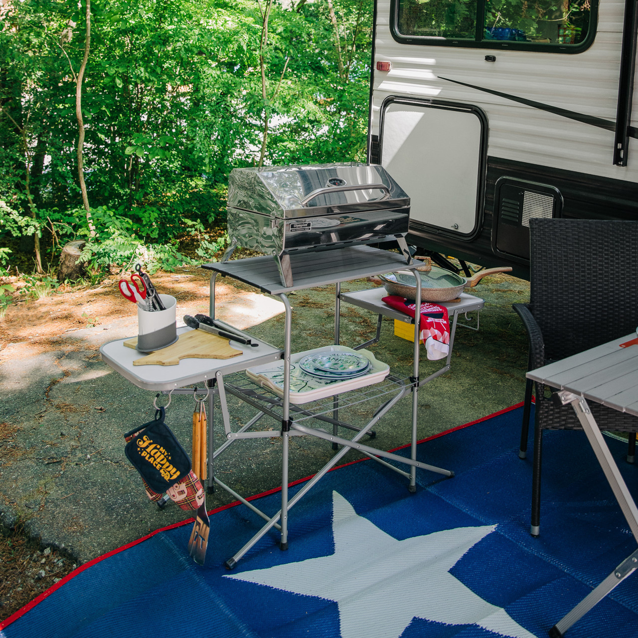 Camco Olympian Deluxe Portable Grill Table 57293 - Camco Dealer
