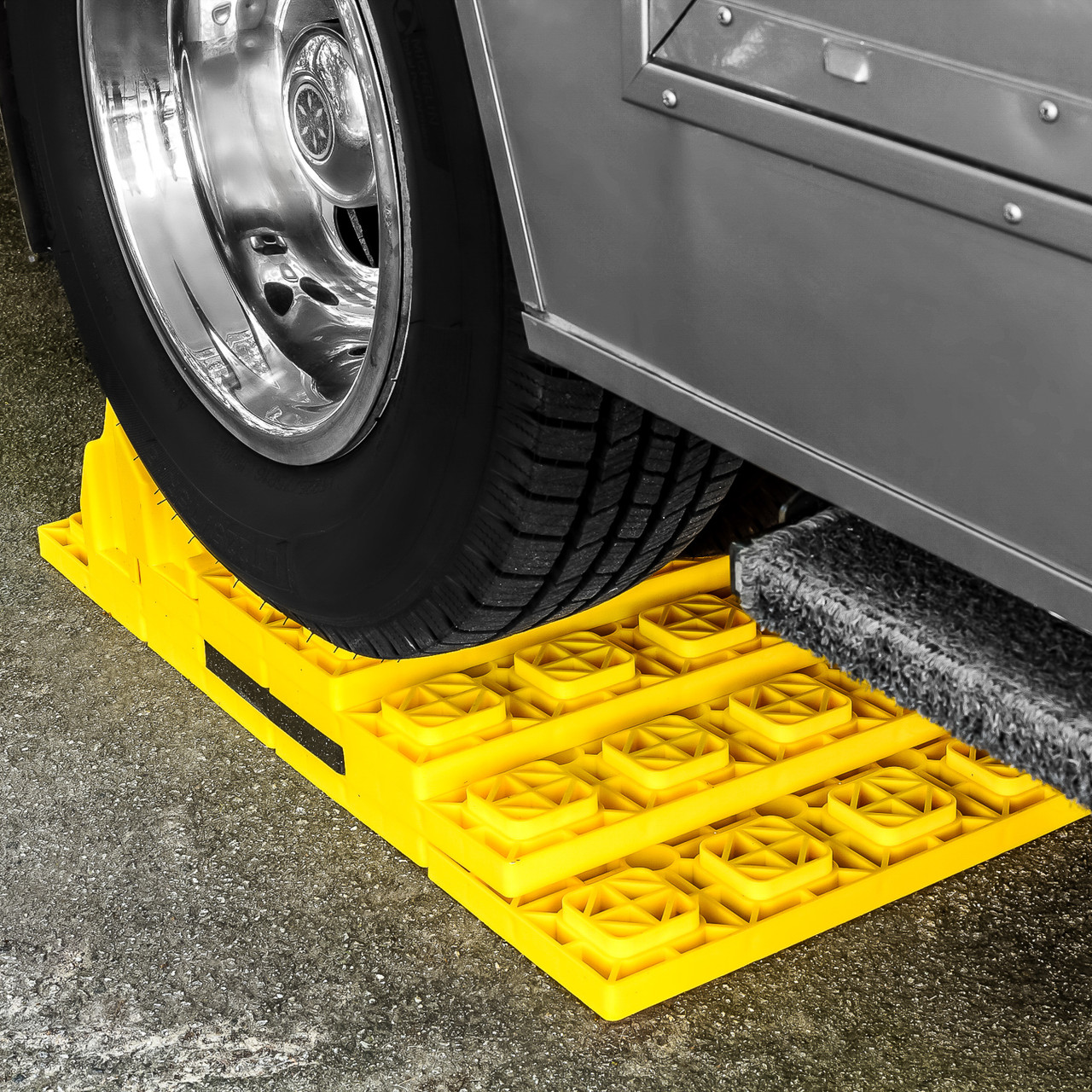 Camco FasTen RV Leveling Blocks — Heavy-Duty RV Leveling System Keeps ...