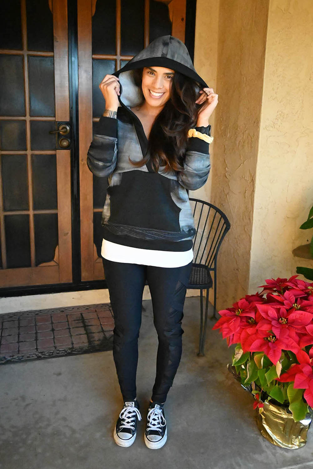 Chelsea's Women's Crossover Hem Top PDF Pattern
