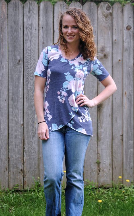 Chelsea's Women's Crossover Hem Top PDF Pattern