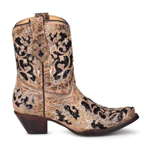 Corral Red Snip Toe Western Boots With Matching Stitch Pattern
