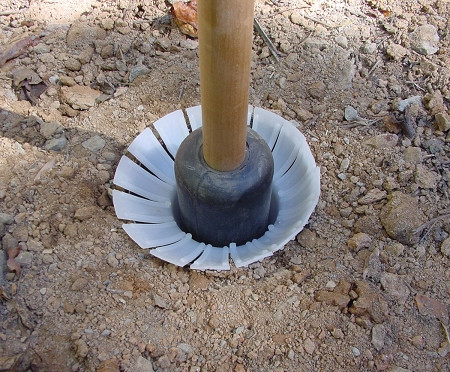 8" Spider Stem Plug (white)