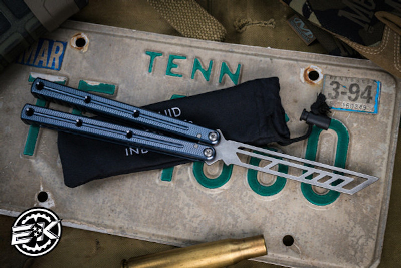 Balisong Beginners: 4 Easy Tricks to Do with a Custom Butterfly Knife