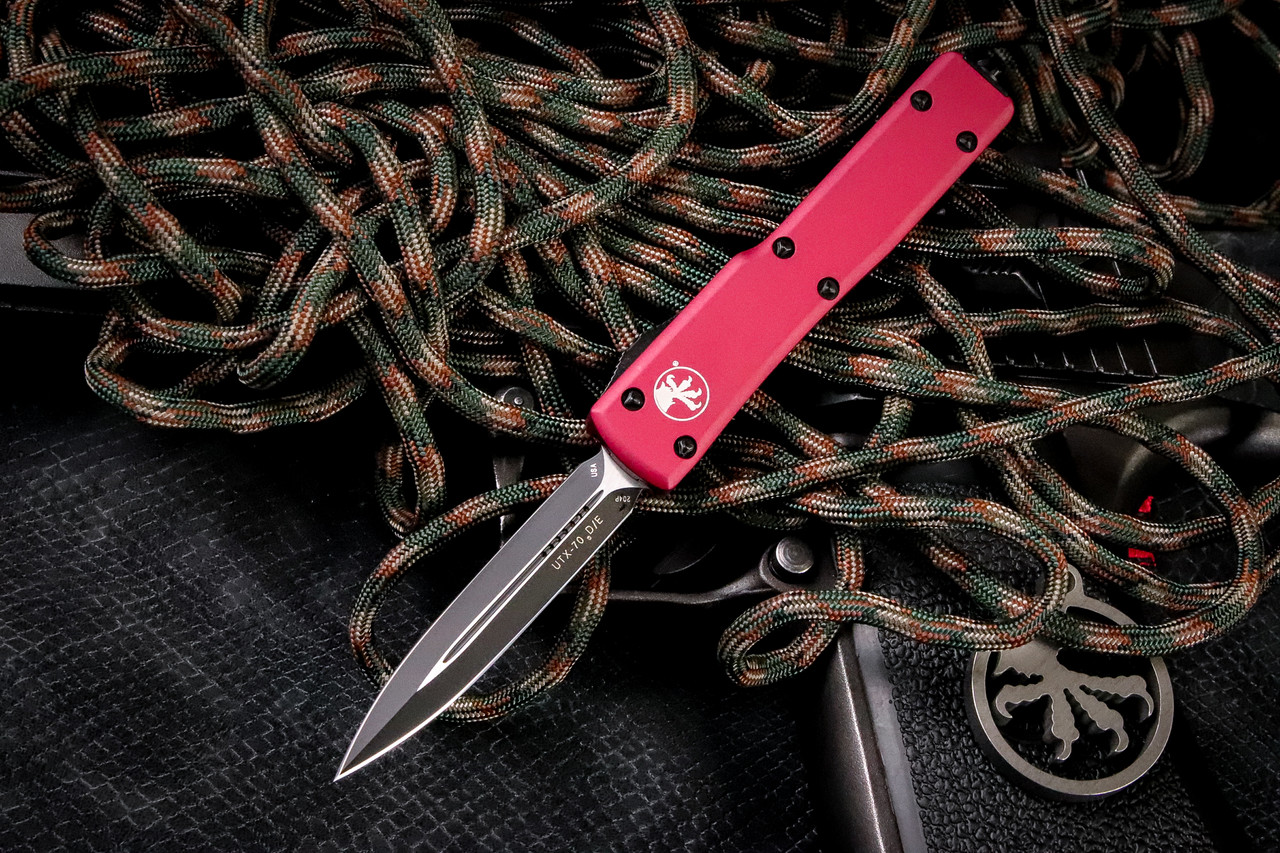Microtech UTX-70 Red OTF Automatic D/E 2.4" Dagger Black 147-1RD (Preowned)