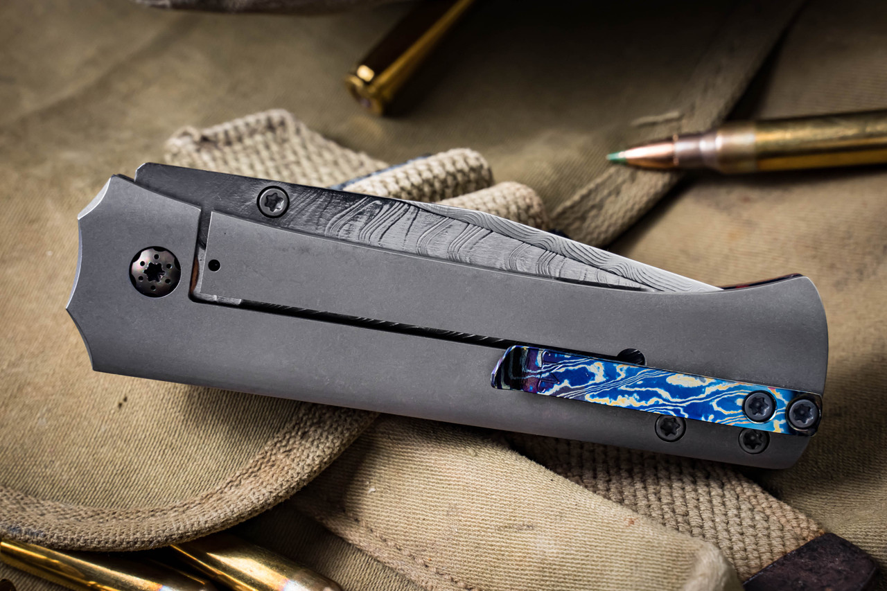 Maverick Customs "Medium Viper" Lava Flow Fat Carbon Herringbone Damascus