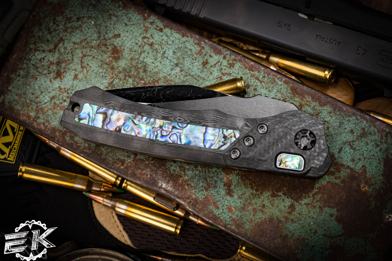 Heretic Knives Custom Wraith Auto Fat Carbonabalone Inlay 36