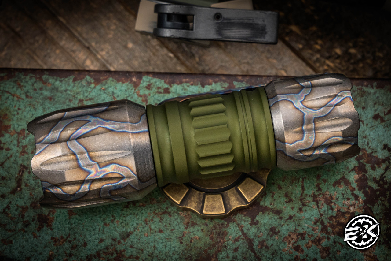 Heretic Knives "Hyperion" Green/Flamed Titanium Torch Flashlight 3.75"